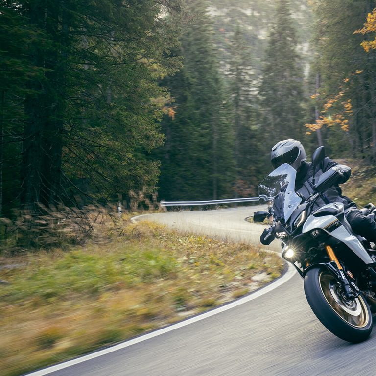 AP000306304_2023_MTT890D_BWP1_EUR_MT09TRGT_ACT_009_03 - Incolmotos Yamaha