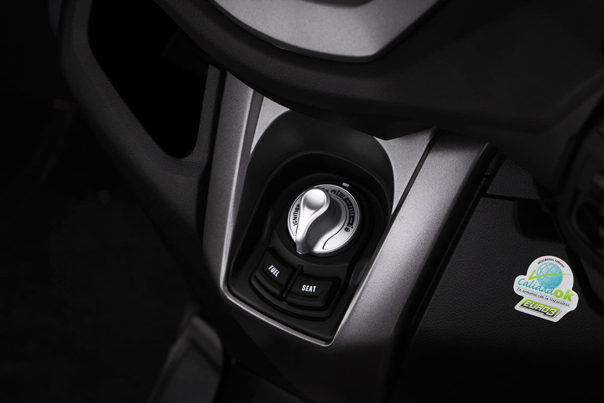 NMAX CONNECTED - Incolmotos Yamaha